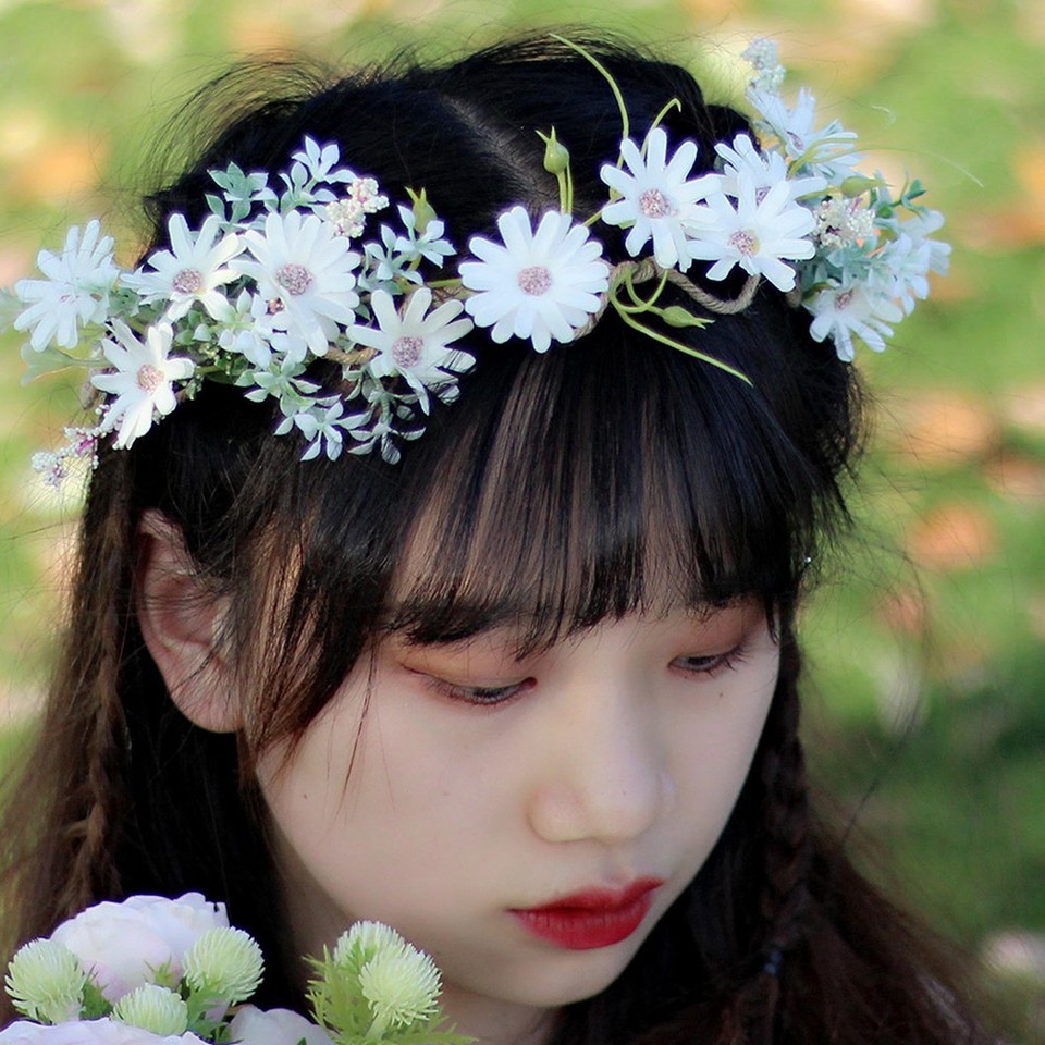 Artificial White Daisy Wreath Spring Flower Floral Hoop with Leaves ...