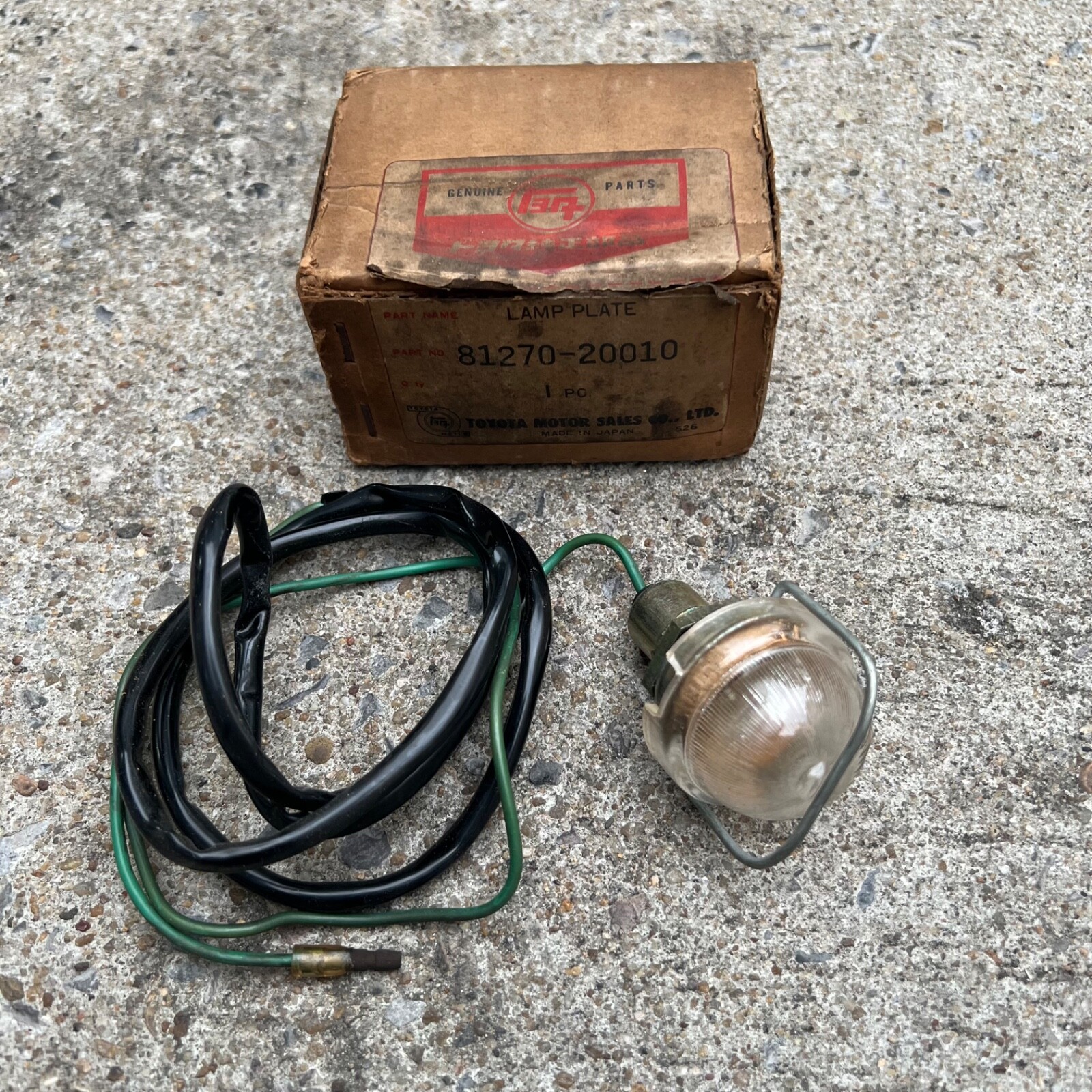 TOYOTA 81270-20010 License Plate Lamp Genuine Parts NOS JAPAN | eBay