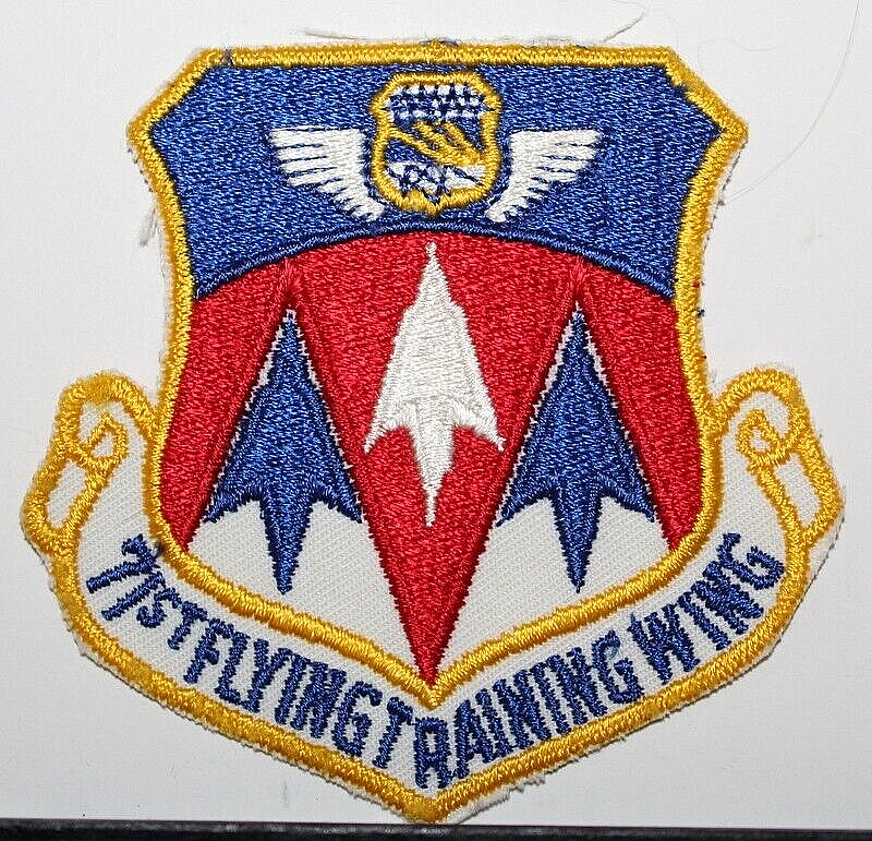 USAF 71st Flying Training Wing Full Color Insignia Badge Emblem Patch ...