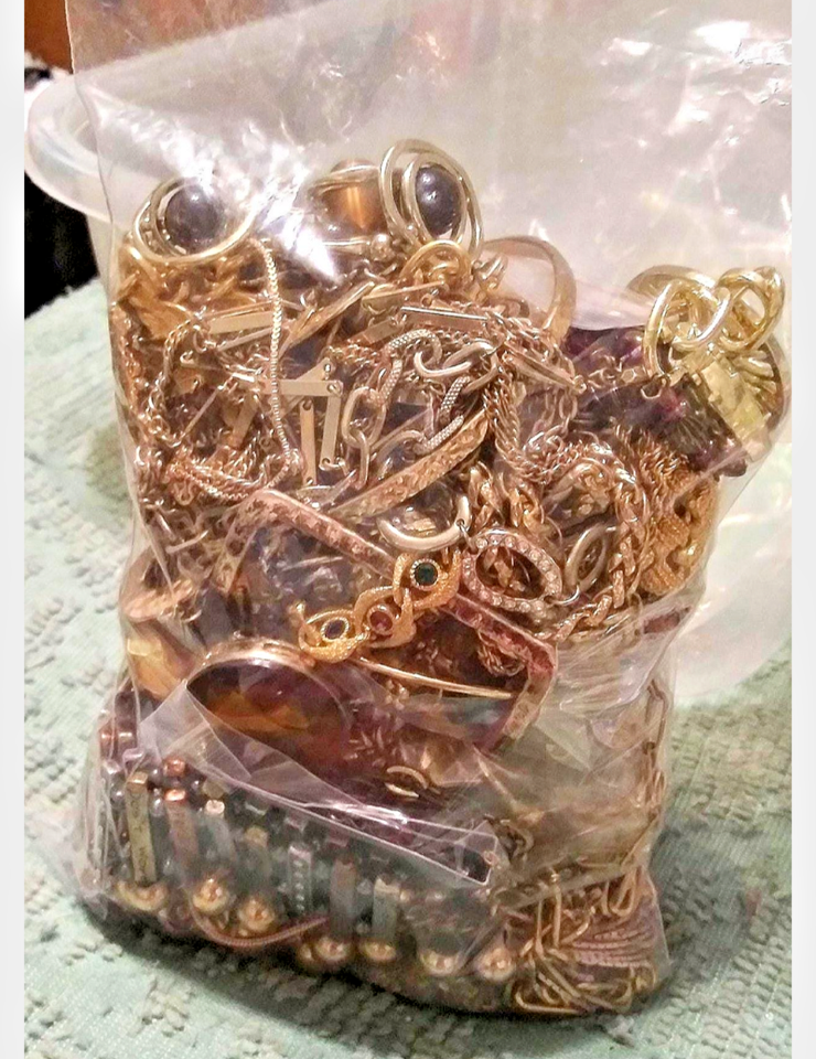 3 LB Grab Bag of ALL GOLD TONE Jewelry. all Wearable. Untested metal | eBay