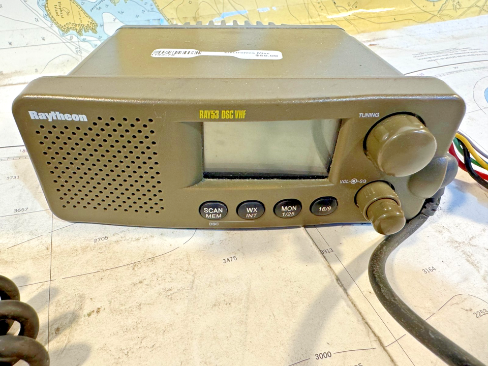 Raymarine Ray53 Compact Digital Marine VHF Radio With DSC | eBay