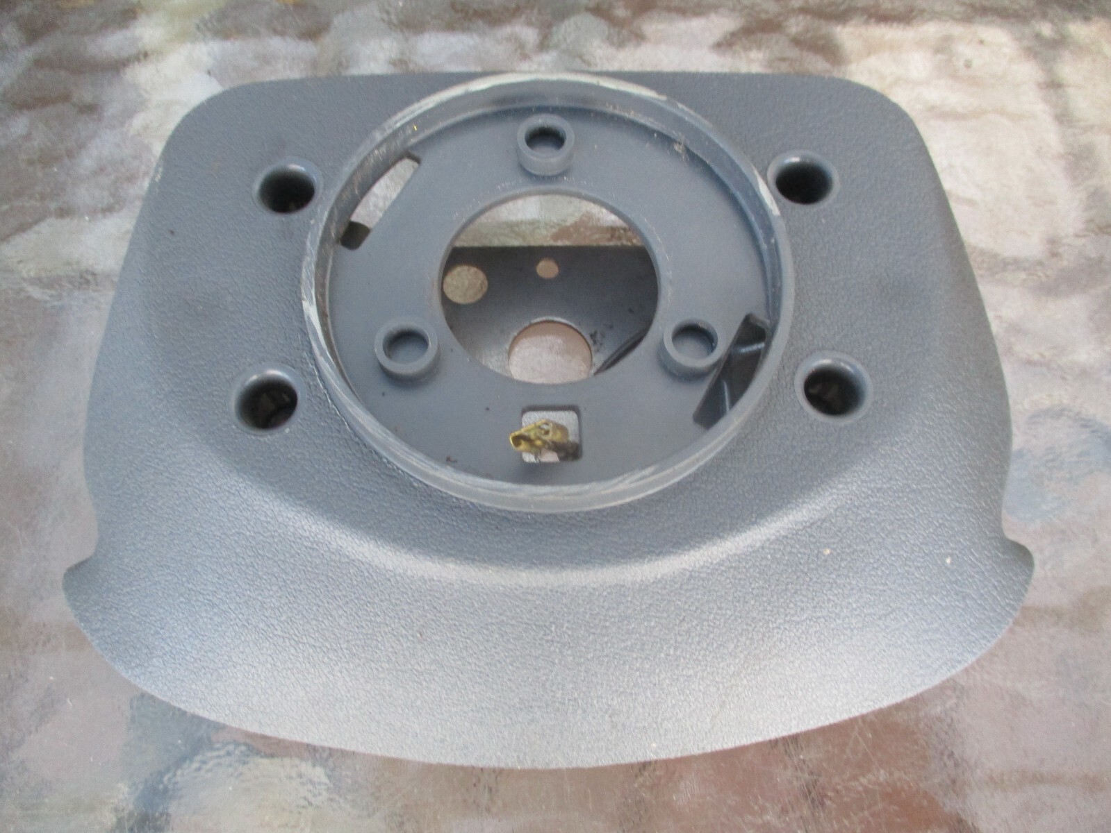 GENUINE VN VP VQ HORN CONTACT SHROUD SUPPORT ONLY [TRIM CODE 16i ...