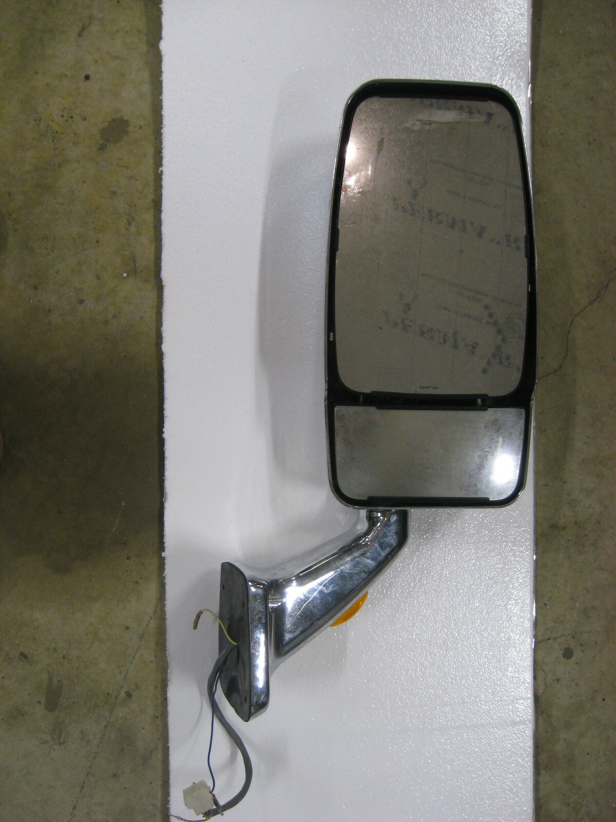 Velvac 715662 Model 2025 VMAX Mirror- RH, Power, Heated, Chrome w/Arrow ...