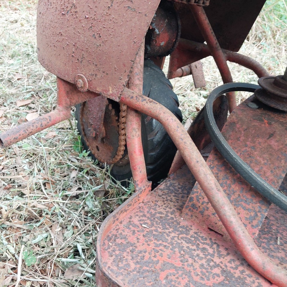 Vintage Rare Antique Bantam Tractor Unknown Riding Lawn Mower No Motor ...