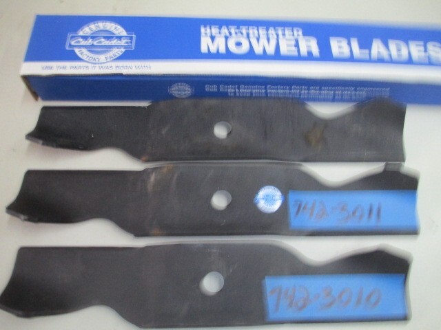 3 PK 759-3918 & 759-3919 CUB CADET HIGH LIFT BAGGING BLADES OLD STYLE ...