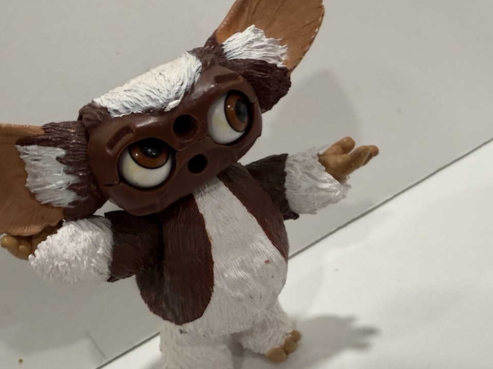 Gremlins - Mogwai Combat Gizmo With Red Band. Moving Possible Parts | eBay