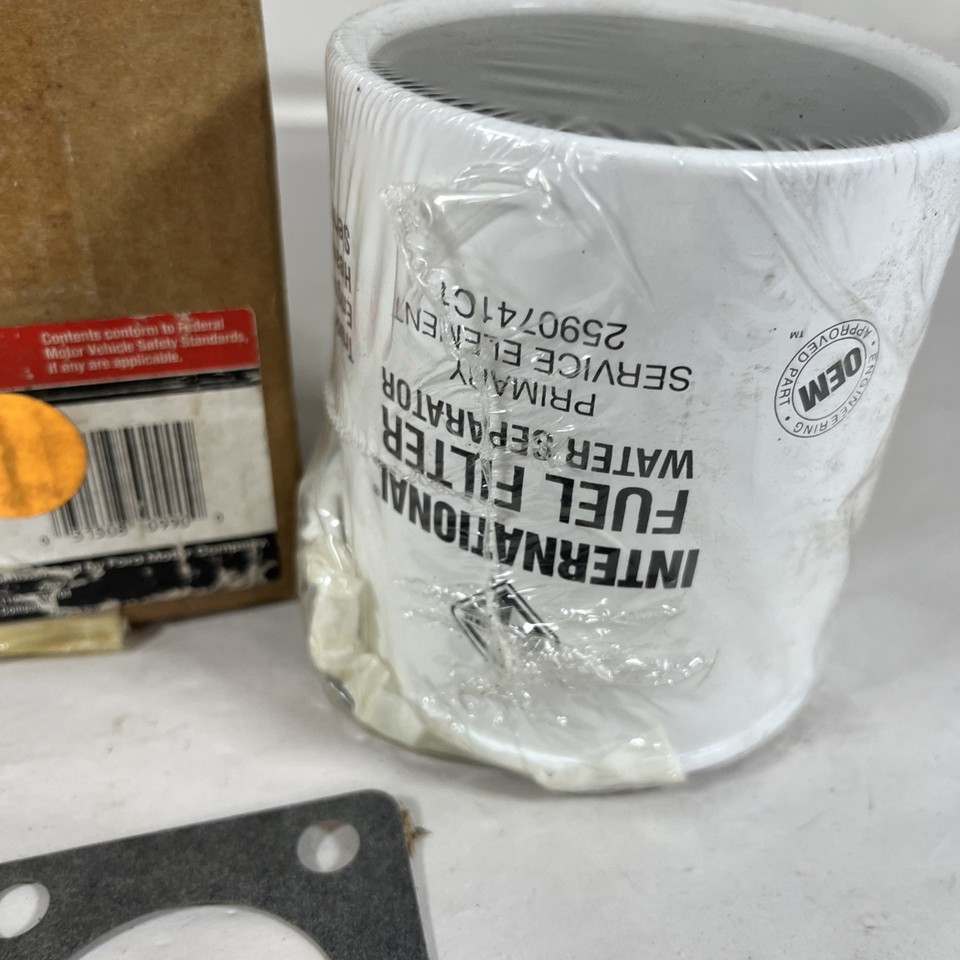 Genuine MotorCraft FD-4611 Fuel Filter /8C4Z-9N184-A - New Old Stock ...