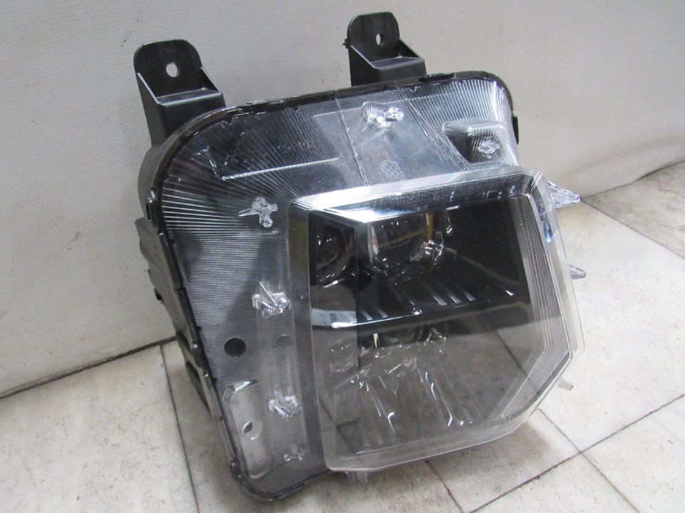 2022 2023 HYUNDAI SANTA CRUZ Headlight LED Right OEM 92102K5110 ...