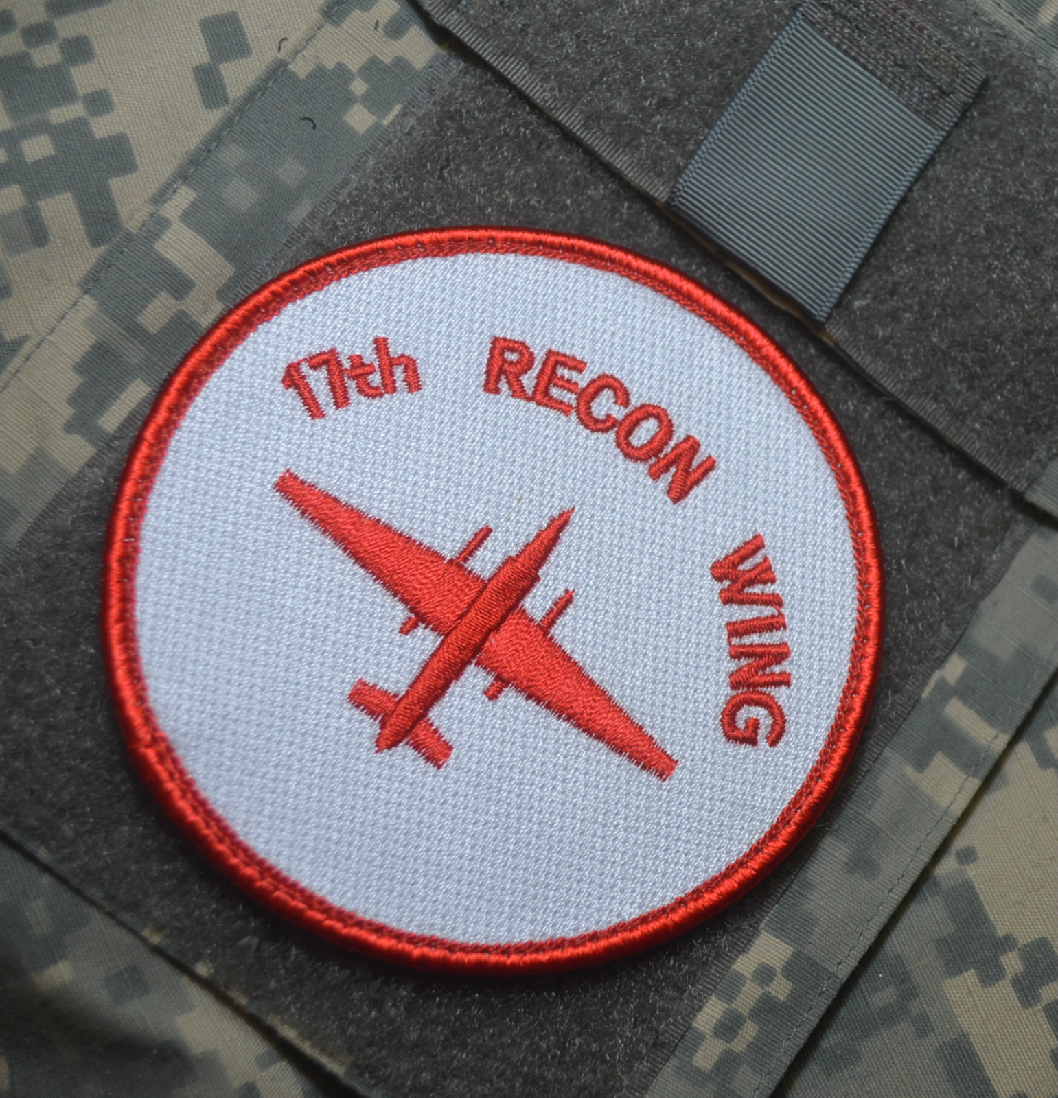 U-2 DRAGON LADY HIGH ALTITUDE SPY PLANE USAF TR-1 17TH RECON WING RAF ...