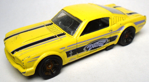 2012 HOT WHEELS '65 FORD MUSTANG FASTBACK DETROIT SPEED 1:64 YELLOW ...
