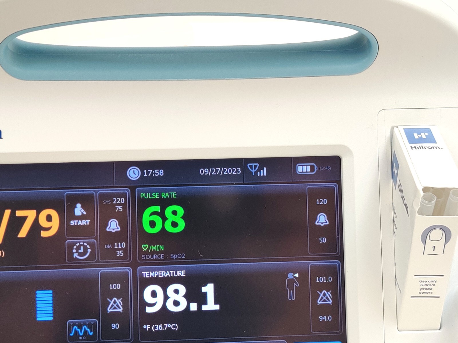 Welch Allyn Connex 6000 Vital Signs Monitor 65NTXX, WIFI w/ SPO2, Cuffs ...