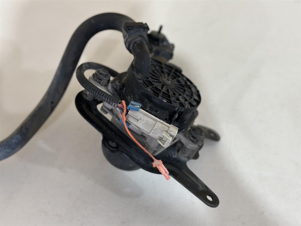2000 Chevrolet Corvette C5 Secondary Air Smog Pump Evap OEM Chevy 1997 ...