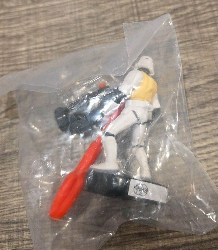 STAR WARS HEAVY STORMTROOPER ATTACKTIX SERIES 2 #17 BLACK BASE SUPER ...