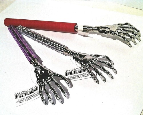 SKELETON HAND BACK SCRATCHER EXTENDABLE TO 50CM "NEW" AUZ SELLER | eBay ...