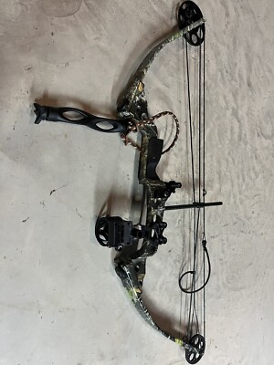 Parker Compound Bow 28" 70# Weight, 90 3/4" String, 34 1/2" Cable | eBay