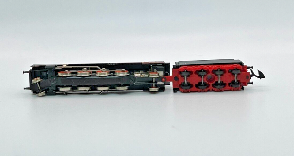 Z Scale Marklin BR 41 Steam Locomotive With 5 Pole Motor and Tender ...