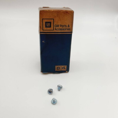 Holden Screw / Bolt - Pan Head No.8 - 32 × 3/16" (Cross Recess) 159549 ...
