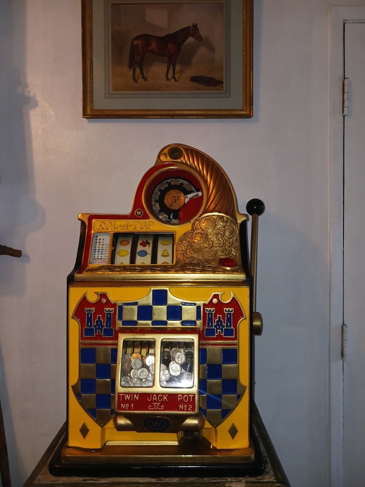 Antique Watling Rol-A-Top 1940's 5 cent Slot Machine w/Stand in great ...