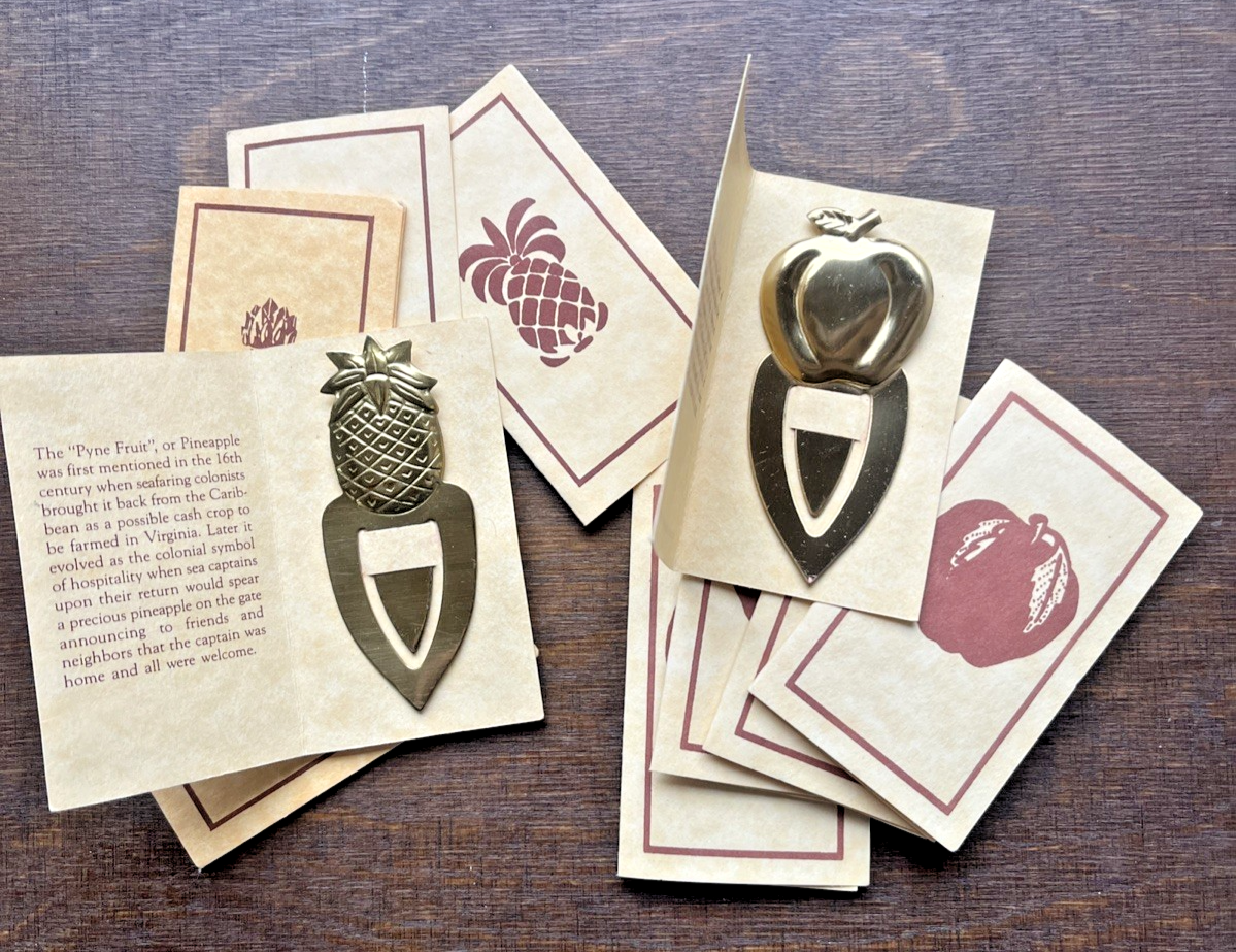 *LOT of 10* Vtg Brass Pineapple & Apple Bookmark Paperclip Book Teacher ...