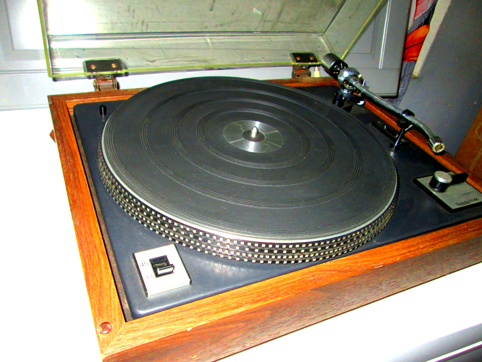 Quadraflex Model QL-410 Semi-Automatic Turntable In Good Vintage ...