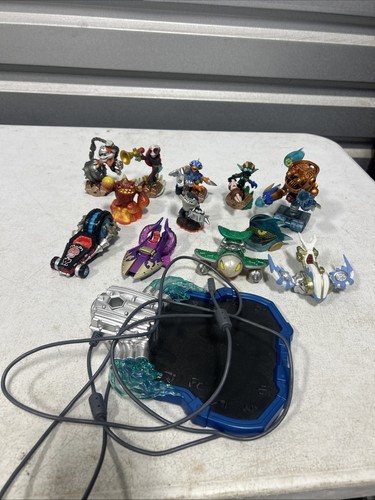 Lot of Skylanders Mixed Lot Figures & Vehicles And Base | eBay
