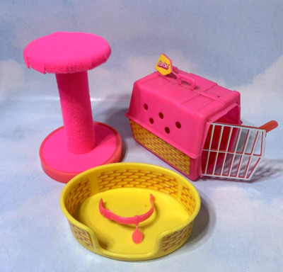 1980s Barbie Doll Pet FLUFF Cat Kitten Accessories: Crate, Scratch Post ...