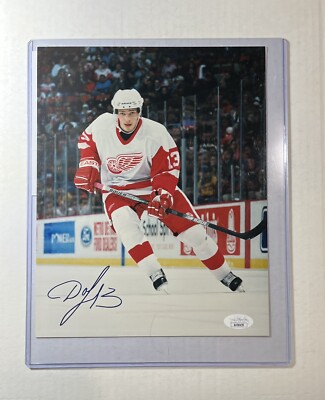 Vintage Pavel Datsyuk Signed NHL Detroit Red Wings 8x10 Original Photo ...