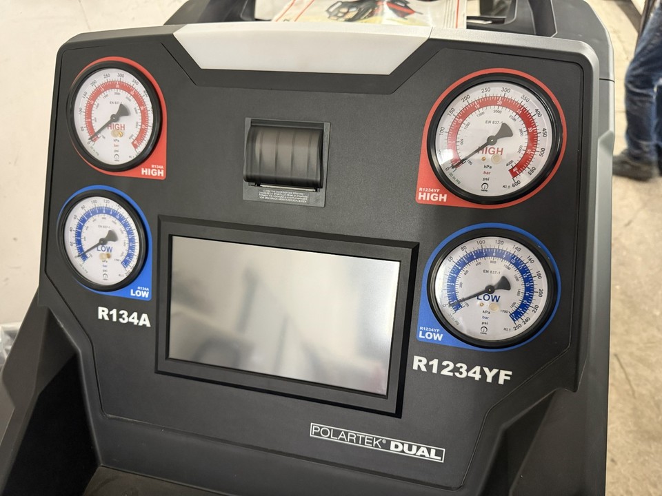 Snap-on EEAC334B Polartek Dual R134a & R1234yf AC Recovery Machine ...