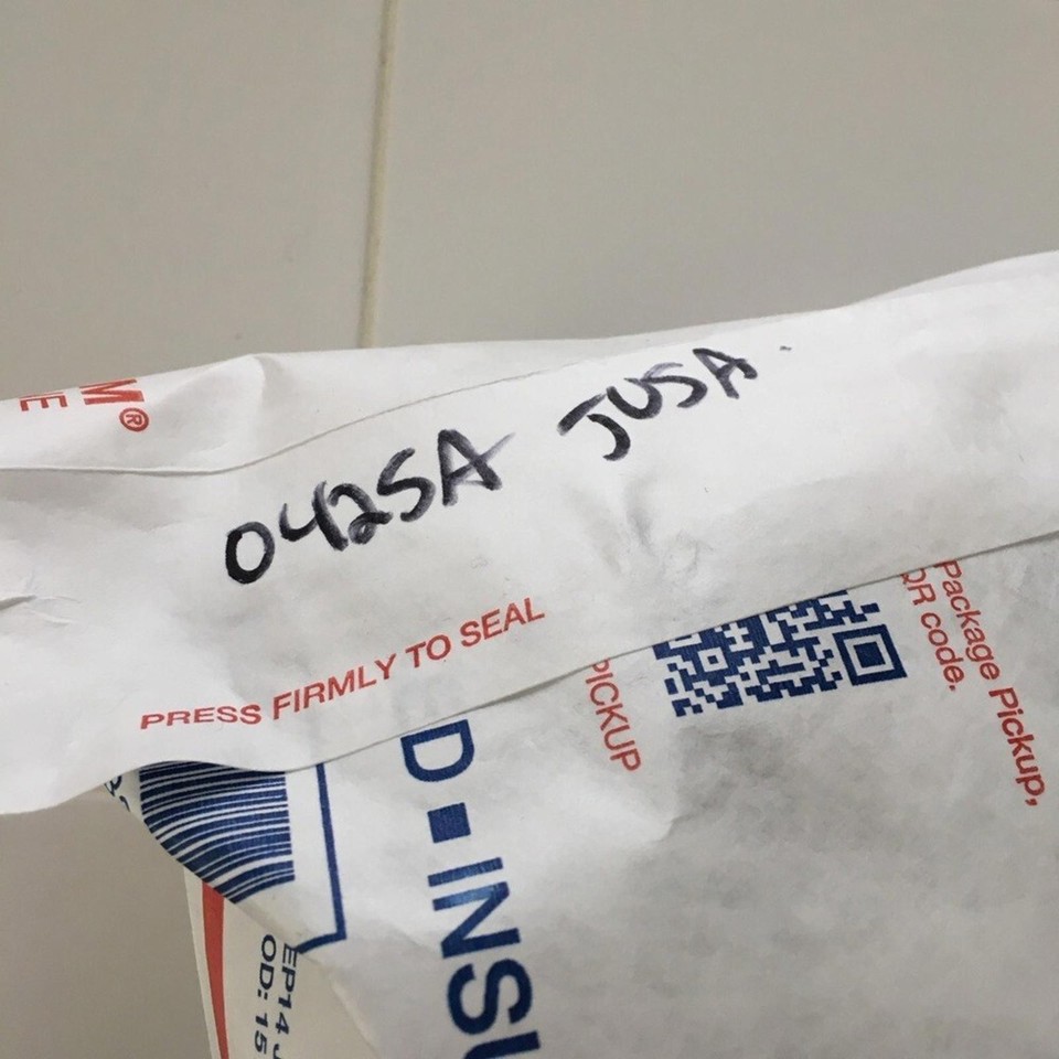 Jos. A. Bank Men’s Lambswool Blend Knit Blue Kong Sleeve Sweater Size ...