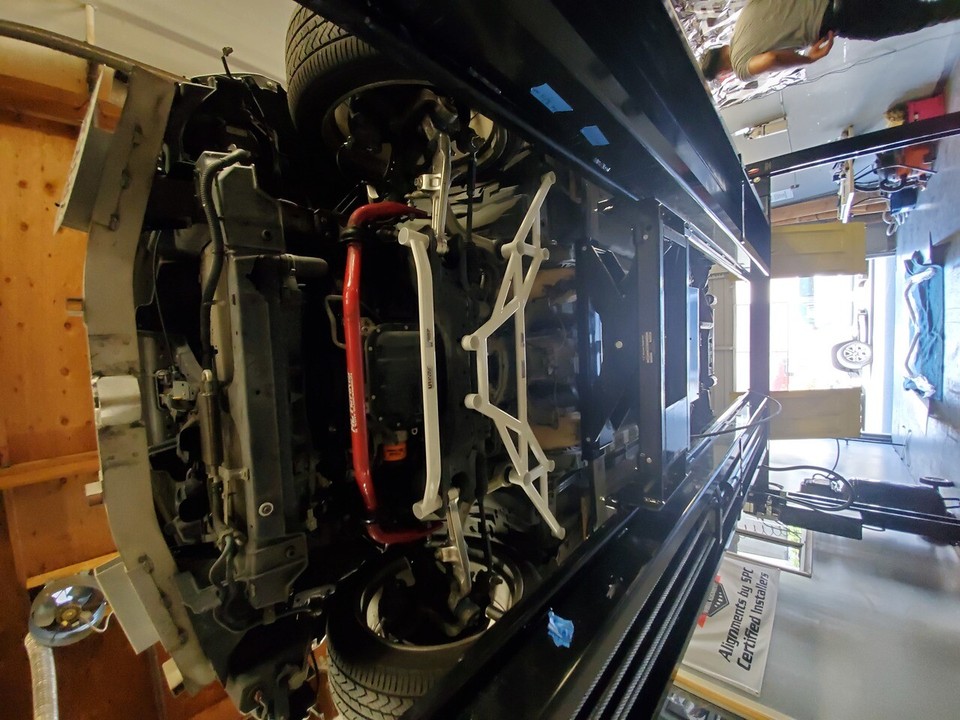 Ultra Racing Front Subframe Lower Bar for Infiniti G35 (V35) Coupe 2003 ...
