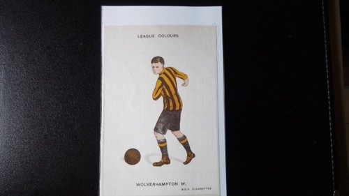 GODFREY PHILLIPS BDV SILKS. FOOTBALL COLOURS, WOLVES, P/C SIZE, SILK ...