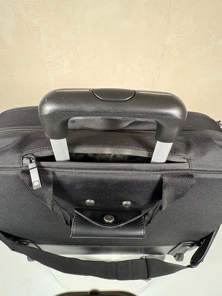 Tripp Wheeled Laptop Briefcase Business Office Bag Trolley Travel Cabin ...