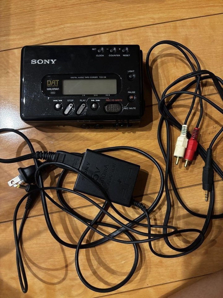 SONY TCD-D8 DAT Walkman Digital Audio Tape Recorder Checked for ...