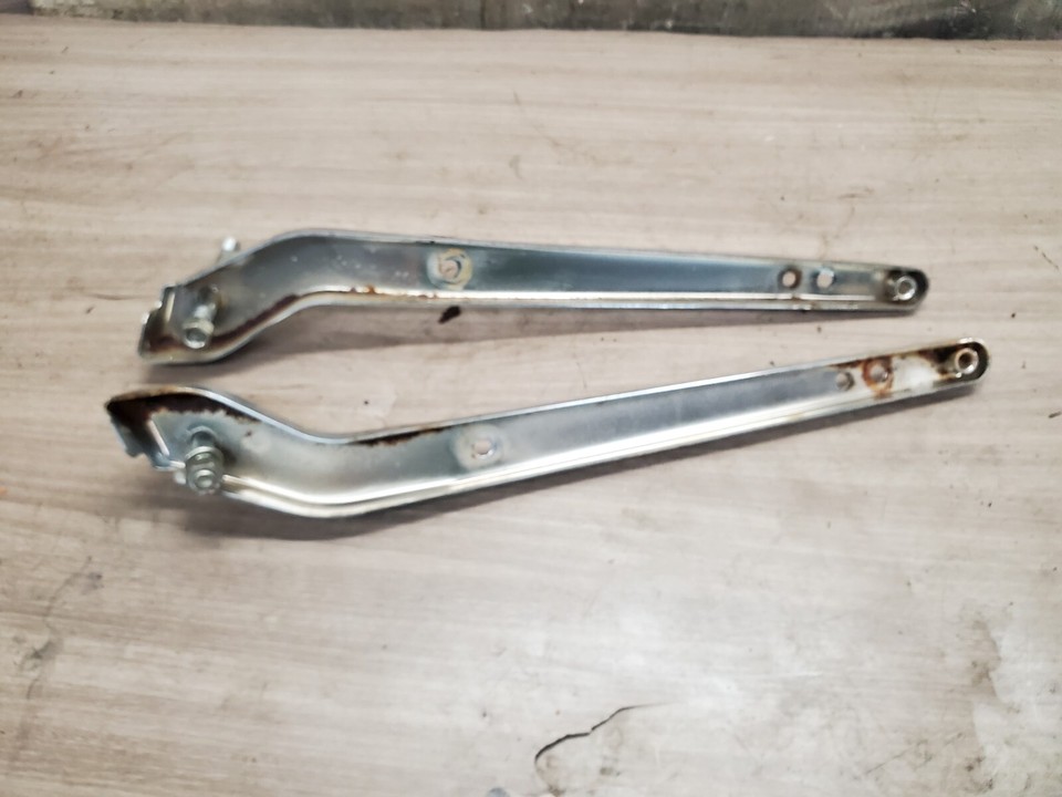 1994 Harley Davidson FXDWG Dyna Wide Glide Rear Fender Supports Trim ...