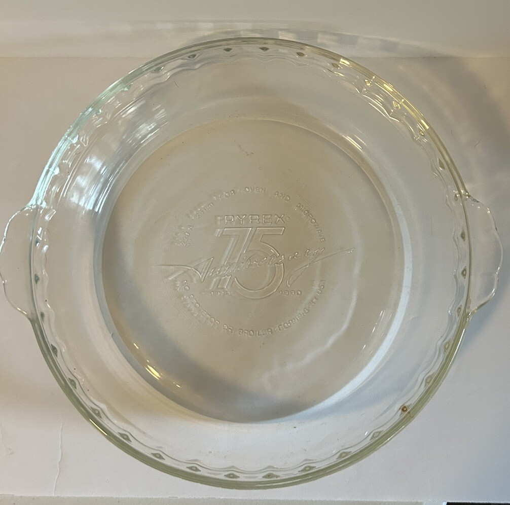 Pyrex ~ 9" Pie Plate ~ 75th Anniversary 1915-1990 ~ Fluted Edges ...