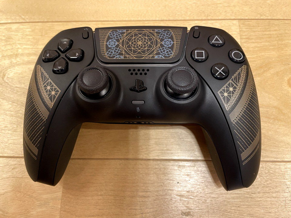 FF16 Limited Edition DualSense Used Controller & New Console Cover ...