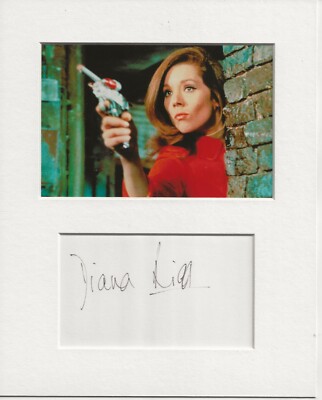 Diana Rigg the avengers signed genuine authentic autograph UACC RD COA ...