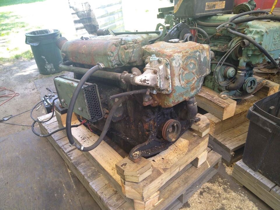 Detroit Diesel 4-53, 150 HP Marine Diesel Engine with Velvet Drive Gear ...