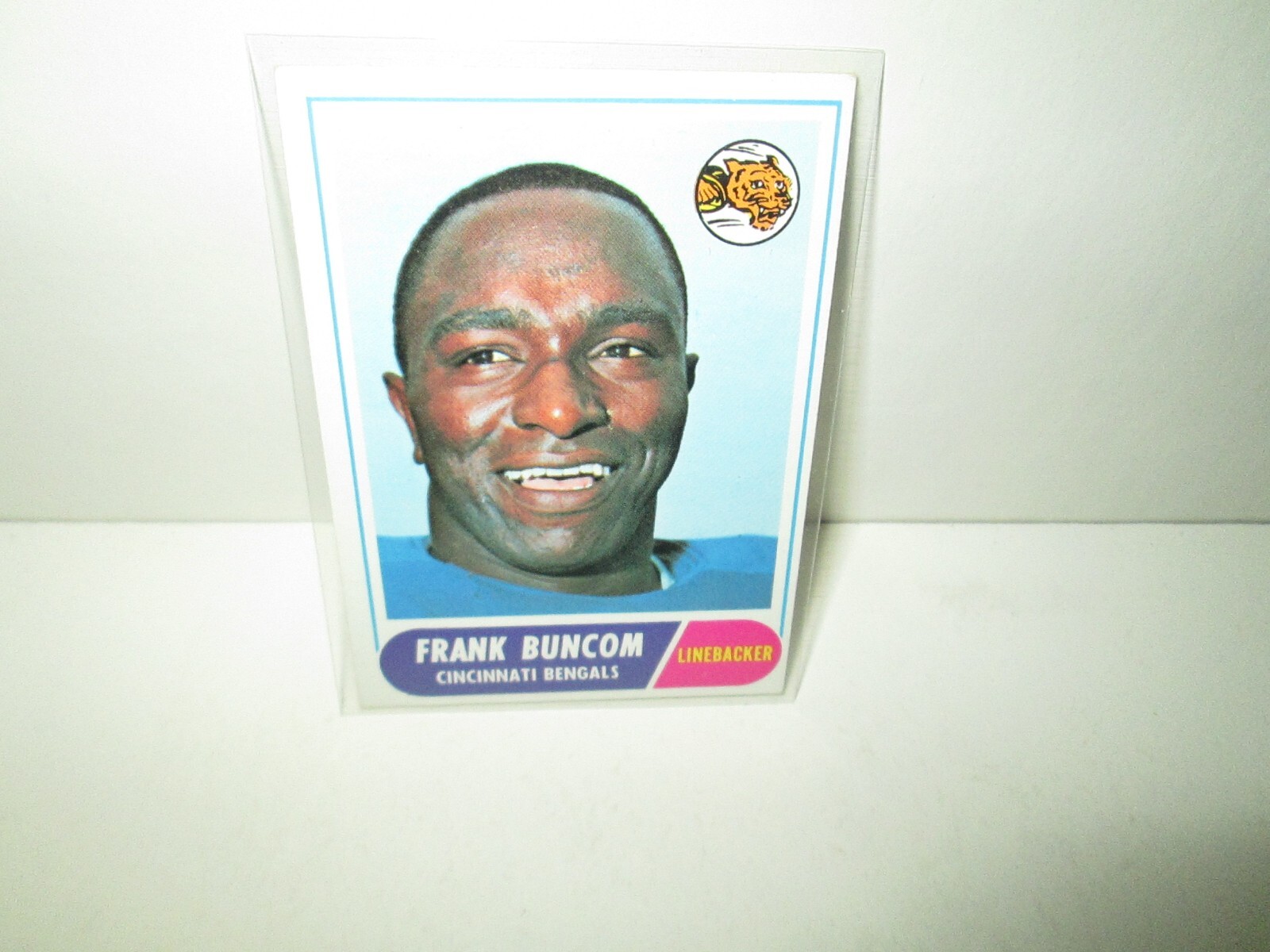 FRANK BUNCOM 1968 VINTAGE FOOTBALL CARD Topps #18 USC CINCINNATI ...