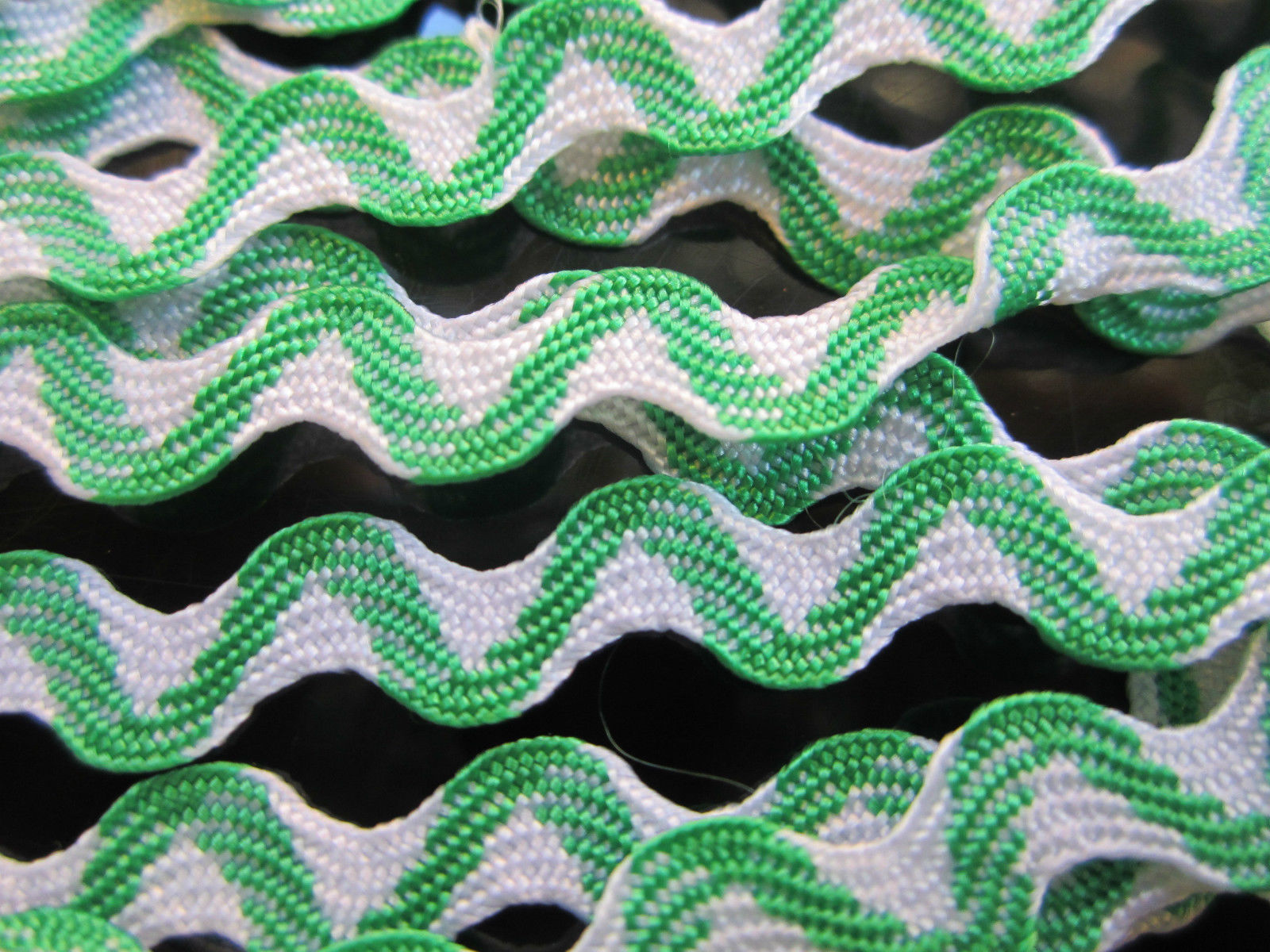 13 METERS Rick Rack Border Lace Elegant White Green 5mm RR 033 EN3 ...