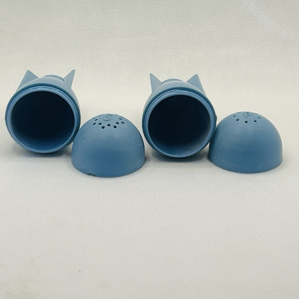 Vintage MCM Rocket Salt and Pepper Shaker Set Atomic 1950s Blue Plastic ...