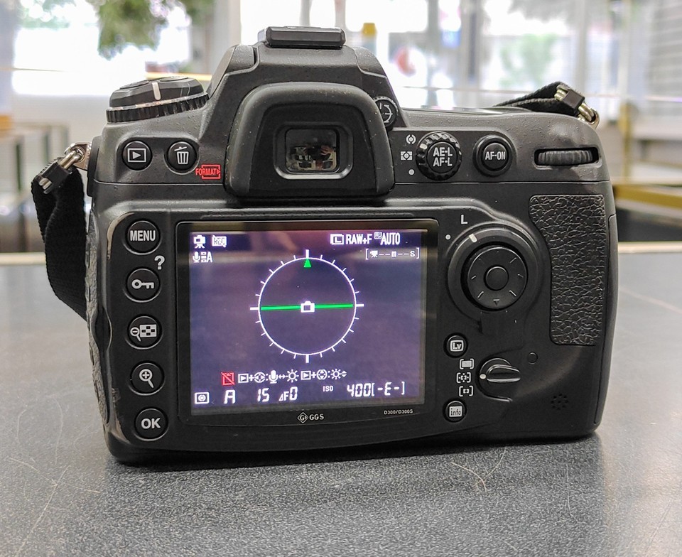 Nikon D300s 12.3MP DSLR Camera Body with Low Shutter Count - Black | eBay