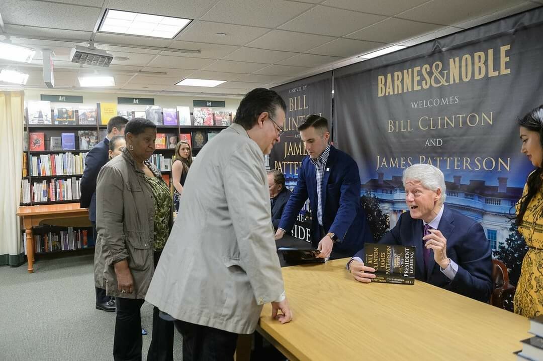 SIGNED BILL CLINTON JAMES PATTERSON 'THE PRESIDENT IS MISSING' HC 1ST ...