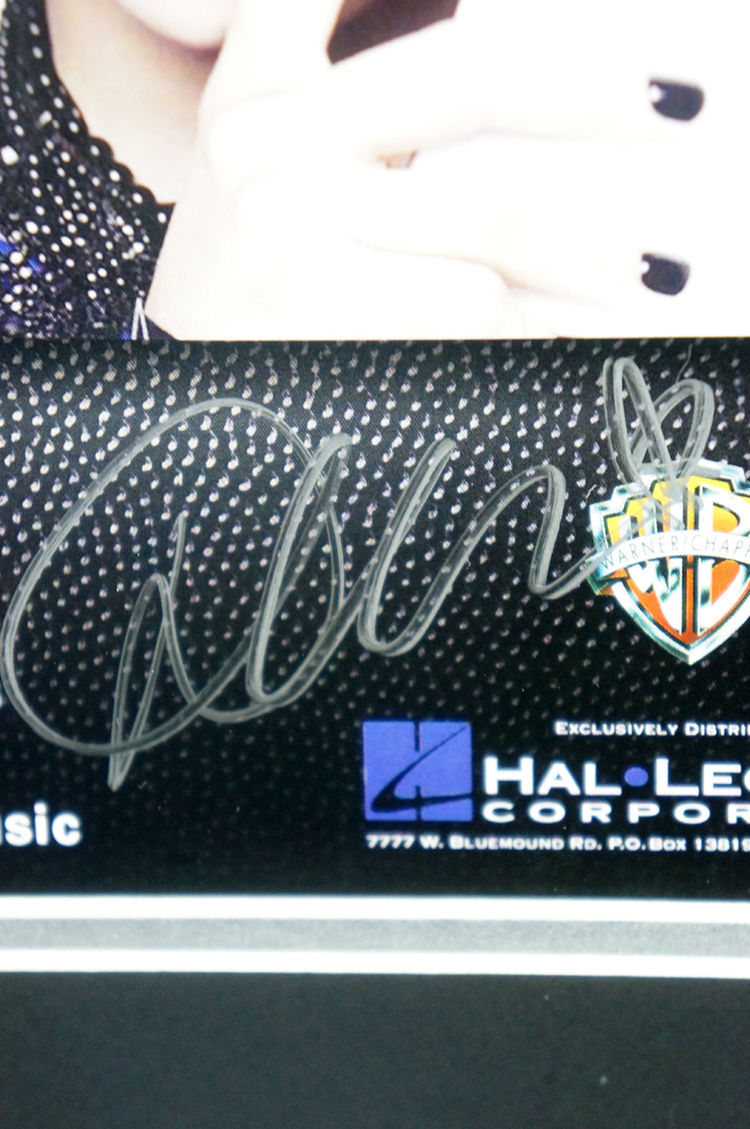 Demi Lovato Autograph Heart