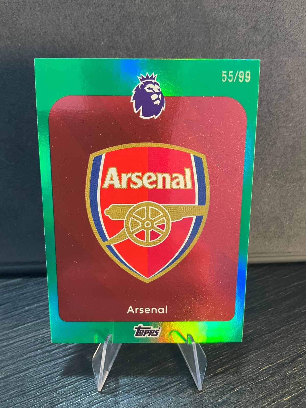 Team Badge 2025 Topps Premier League #307 Green Price Guide - Sports ...