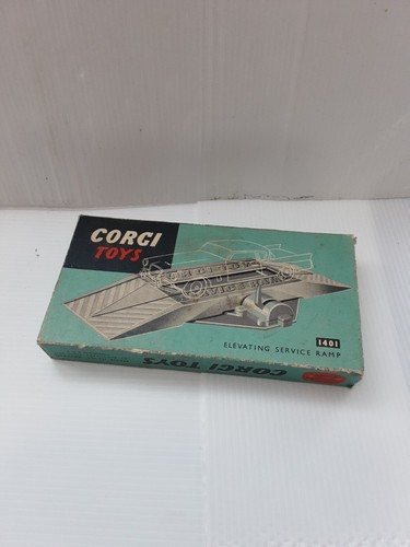 Corgi elevating service ramp | eBay
