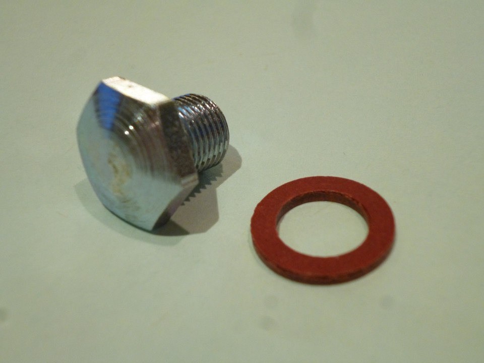 82-5343 TRIUMPH 5TA T90 T100 T120 TR6 T150 OIL TANK DRAIN PLUG F5343 UK ...