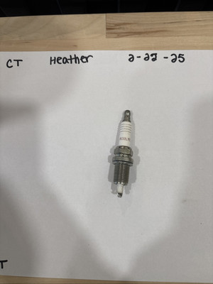 Champion Genuine OEM Spark Plug - RC12LYC | eBay