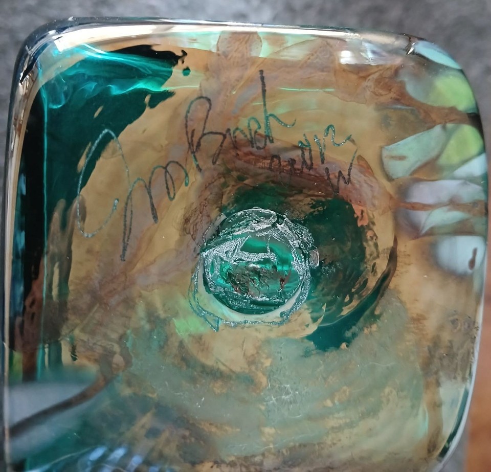 Beautiful Artist Signed Iridescent Art Glass Vase Jon Bush 2012 /JM/Jim ...