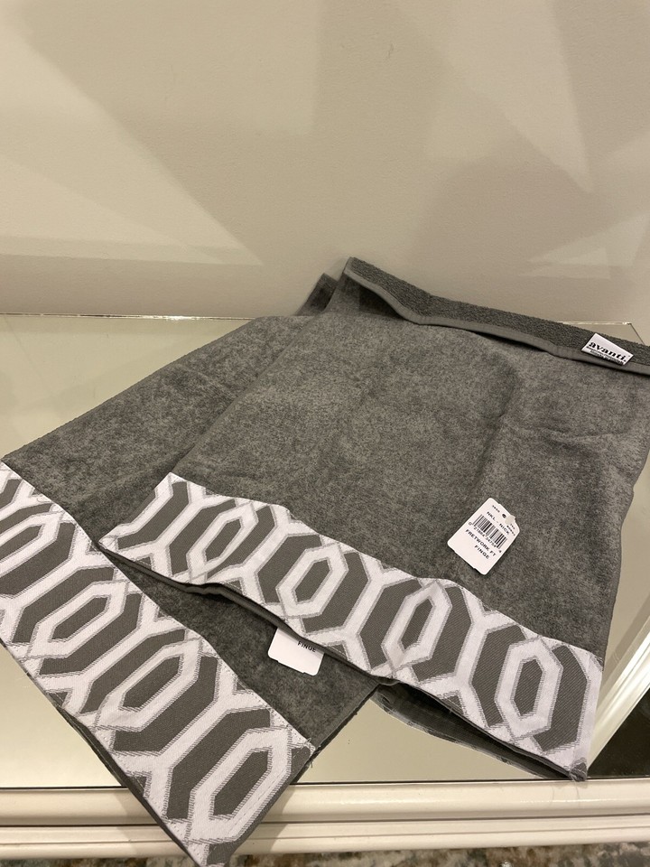 Avanti Hand Towel Chevron Galaxy Gray/Grey & Silver, Small Nickel, NEW ...